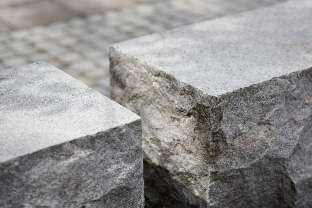 Detalj Blockstensmur - Naturstenskompaniet